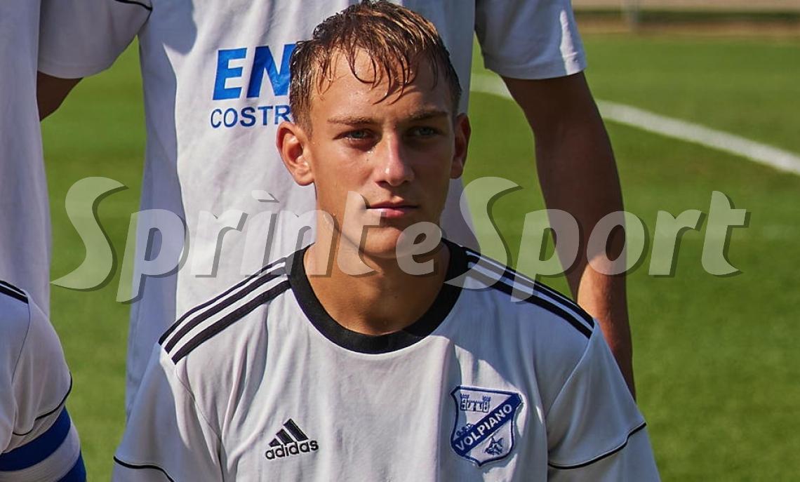 Con il numero di Maradona e Baggio sulla schiena debutta a 17 anni con un'ovazione - Sprint e Sport