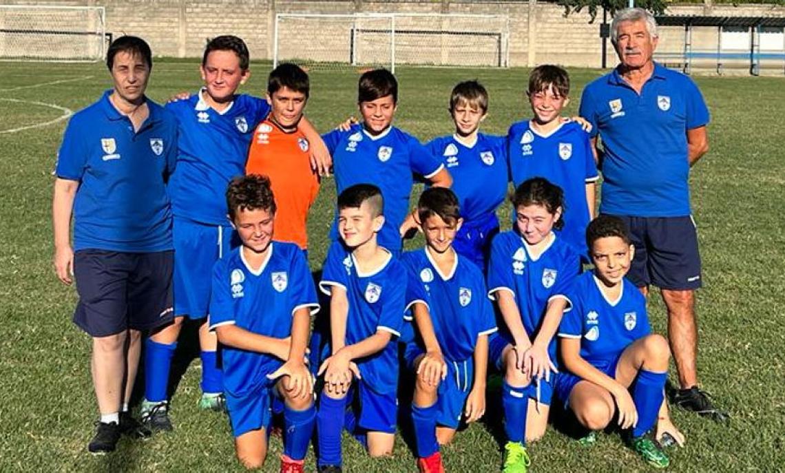 Dall'incidente al ritorno sui campi, l'ex calciatrice oggi allena i ...