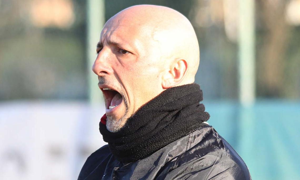 L'allenatore dell'ultima in classifica suona la campanella: «Non ...