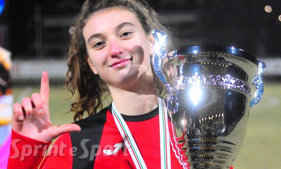 A 16 anni difende la porta della Rappresentativa e della prima squadra ...