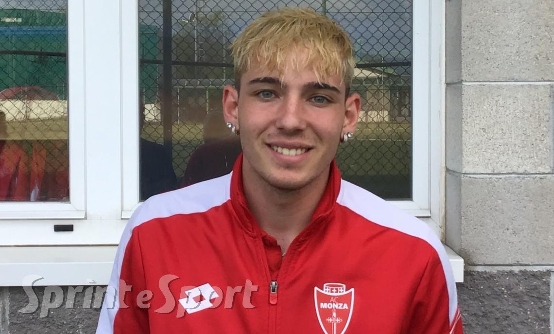 Entra nel secondo tempo, segna una tripletta e regala ai suoi la ...