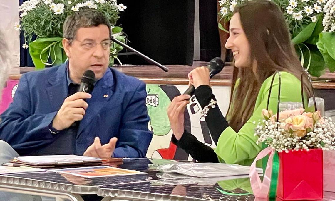 Il sorriso e la normalità di Giulia contro gli stereotipi all'incontro ...