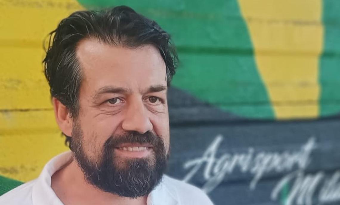 Lascia la panchina per un ruolo nella rinascita: la nuova vita di ...