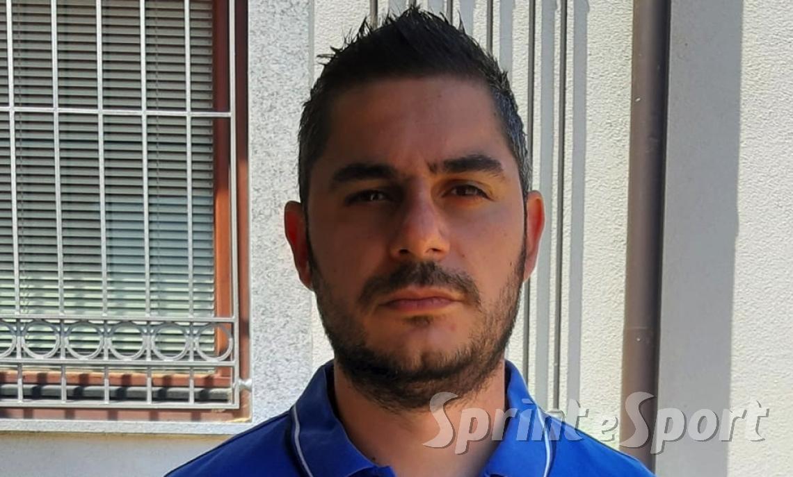 A un giorno dall'inizio della preparazione il tecnico si dimette: «Ho ...