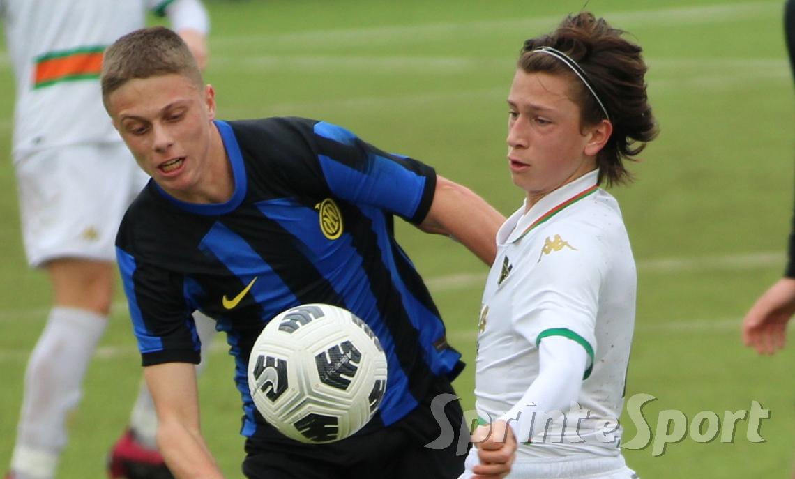 È un'Inter inarrestabile! Segna cinque gol al Venezia e si tiene il ...