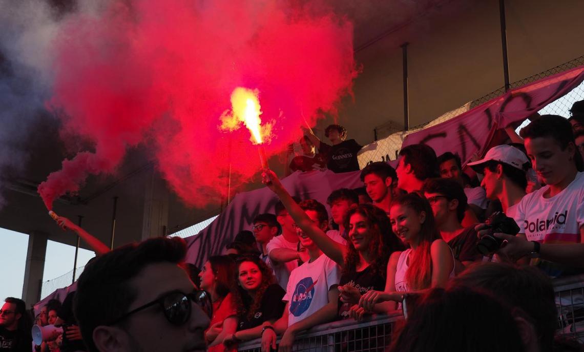 Ne rimarrà solo uno! Si sfidano 12 licei storici con 8.000 studenti in ...