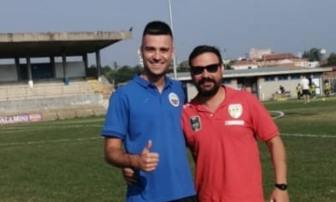 Insulti dalla tribuna, il tecnico lascia la squadra - Sprint e Sport