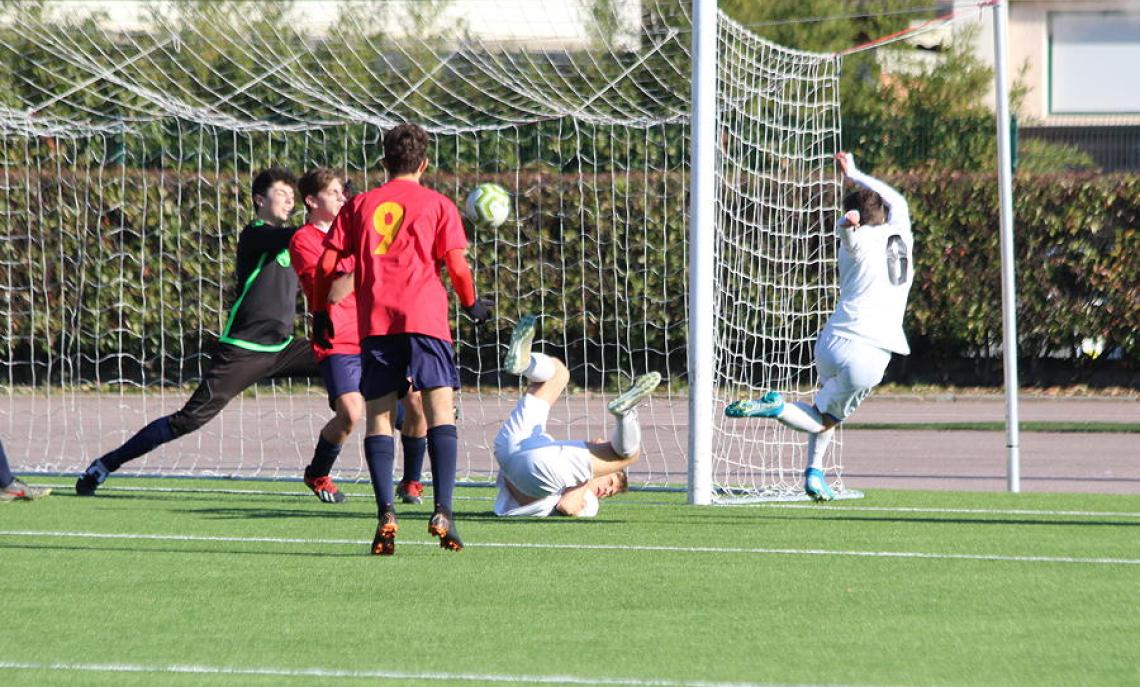 Uesse Sarnico-Scanzorosciate Under 16: Bekshiu illuminante, Pozzoni ...