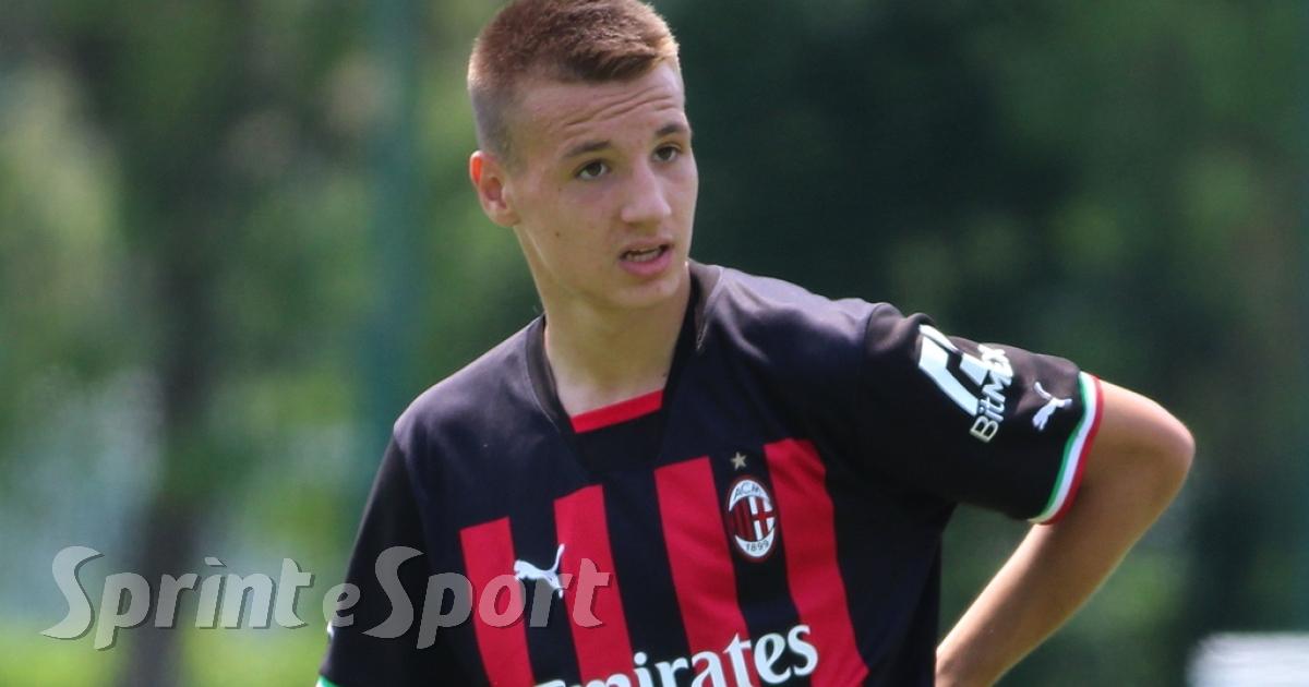 È la rovesciata del secolo! Un gol assurdo di Camarda stende il PSG e ...