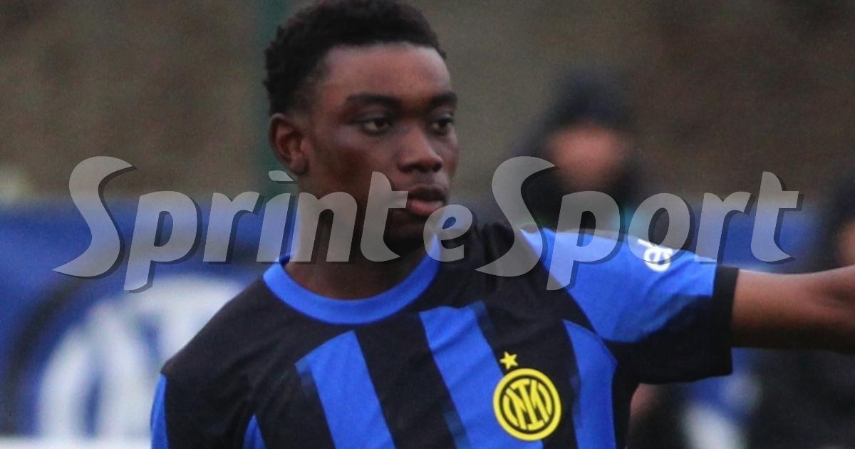 Assenze e voglia di premiare un 19enne, l'Inter convoca in Champions il ...