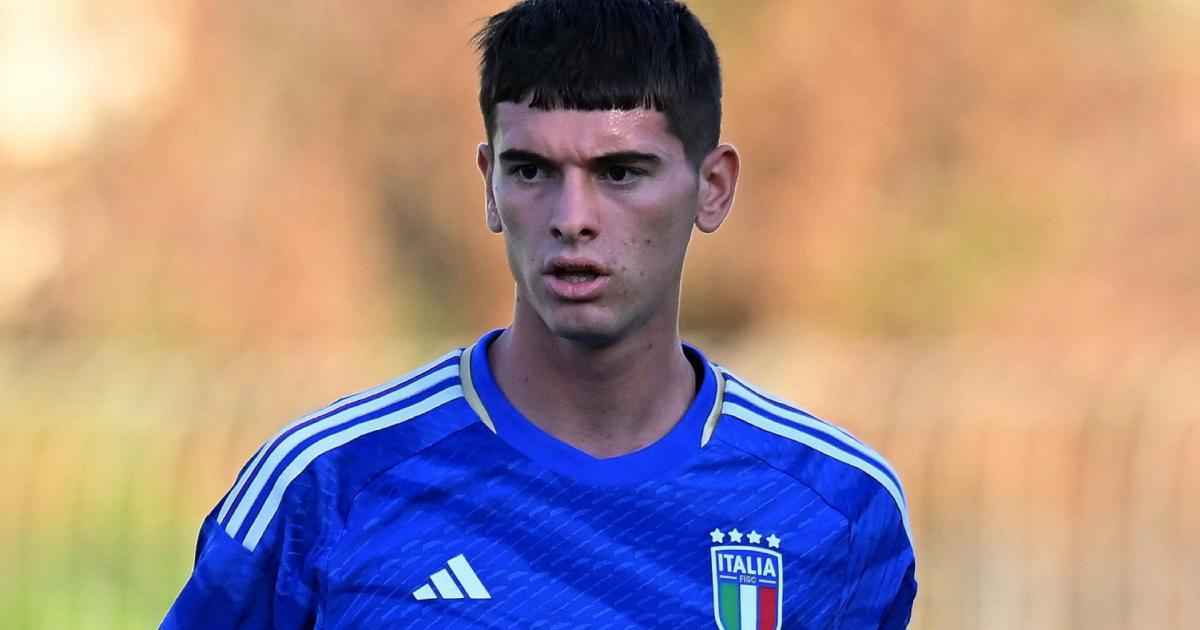 Entra e ci mette 19 minuti per segnare il 1° gol tra i Professionisti portando i suoi alla ...