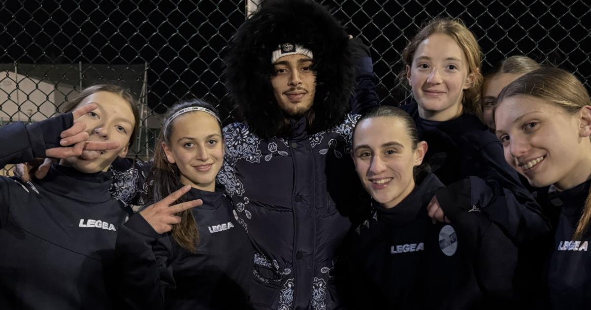 Ingresso a sorpresa! Uno dei rapper più famosi d'Italia diventa sponsor ...