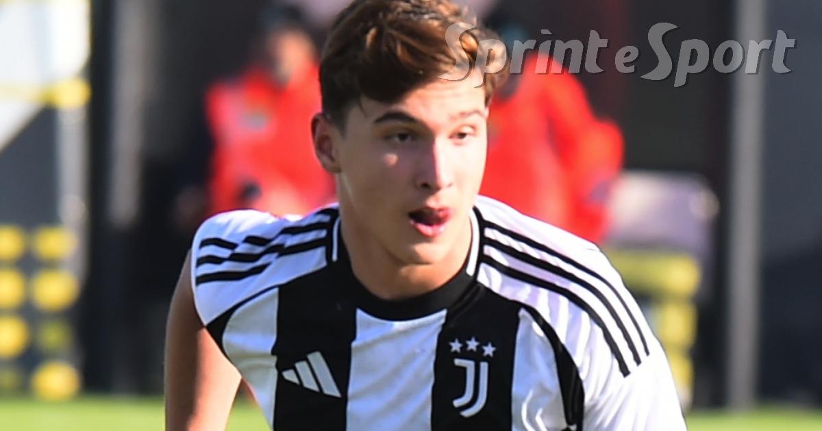 Ha 15 anni e dà spettacolo nella Juventus, con la maglia 10 è il ...