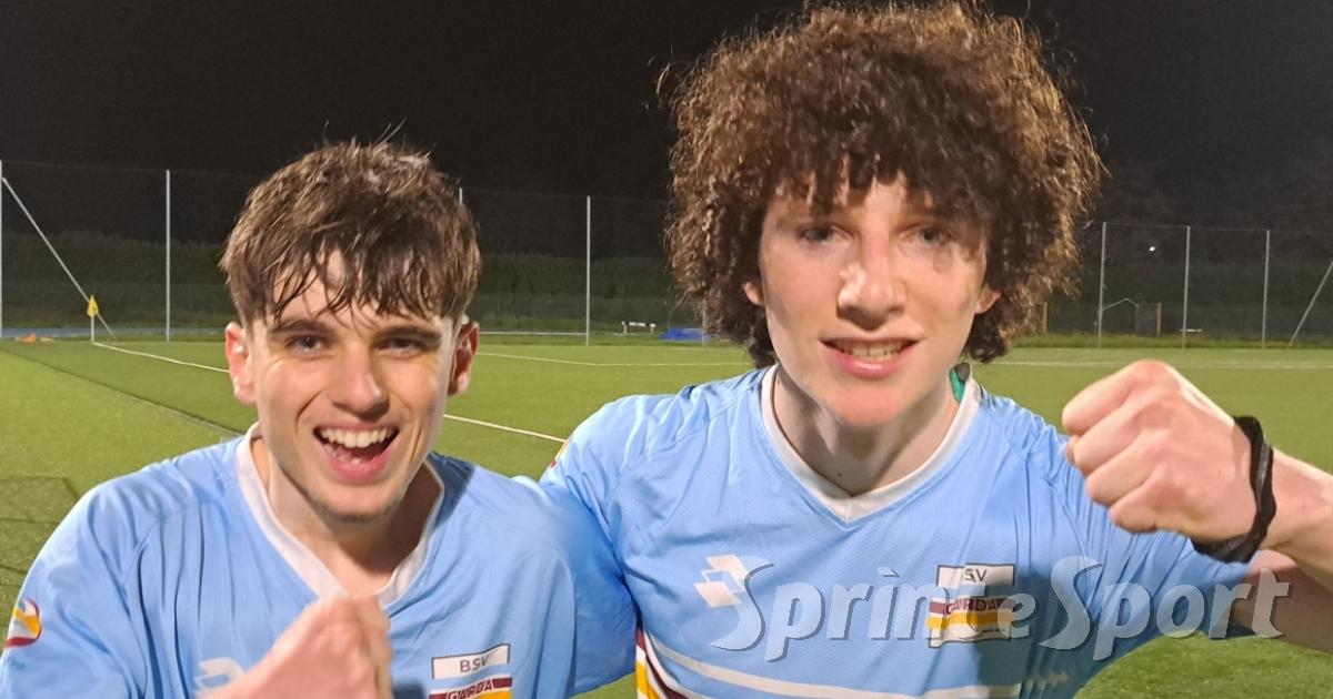 È successo! Il bomber torna e segna, il capitano fa una magia al volo e ...