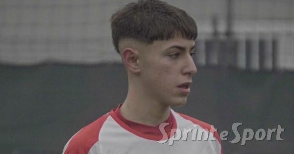 Il difensore con il vizio del gol ha fatto innamorare tutti: è la ...