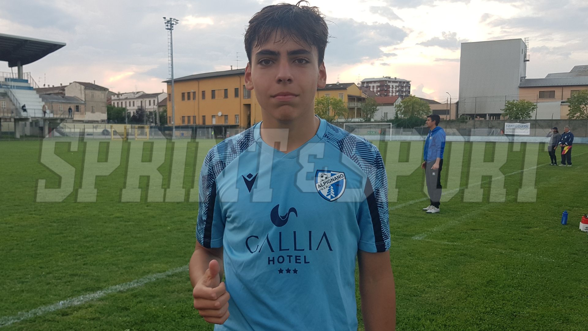 Botta da fuori dai 25 metri e si fa festa per il passaggio del turno ...