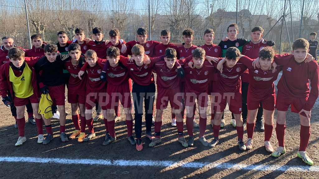 La sorpresa scrive la storia: battuti i campioni in carica e vetta ...